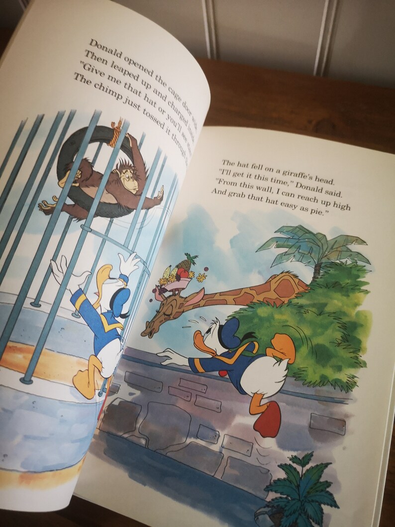 Vintage Collectable Disney Rhyming Reader Hardback Book Donald & Daisy ...