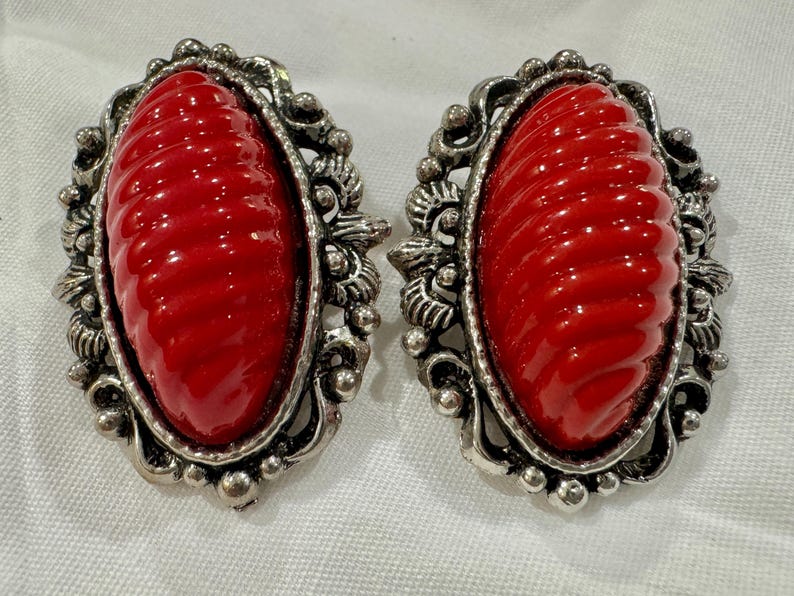 Vintage Selro Selini Oblong Red Plastic Filigree Silver Tone Bracelet ...