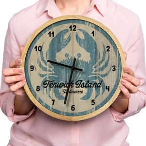 Personalized Crab Wood Wall Clock - 12" Diameter - Etsy