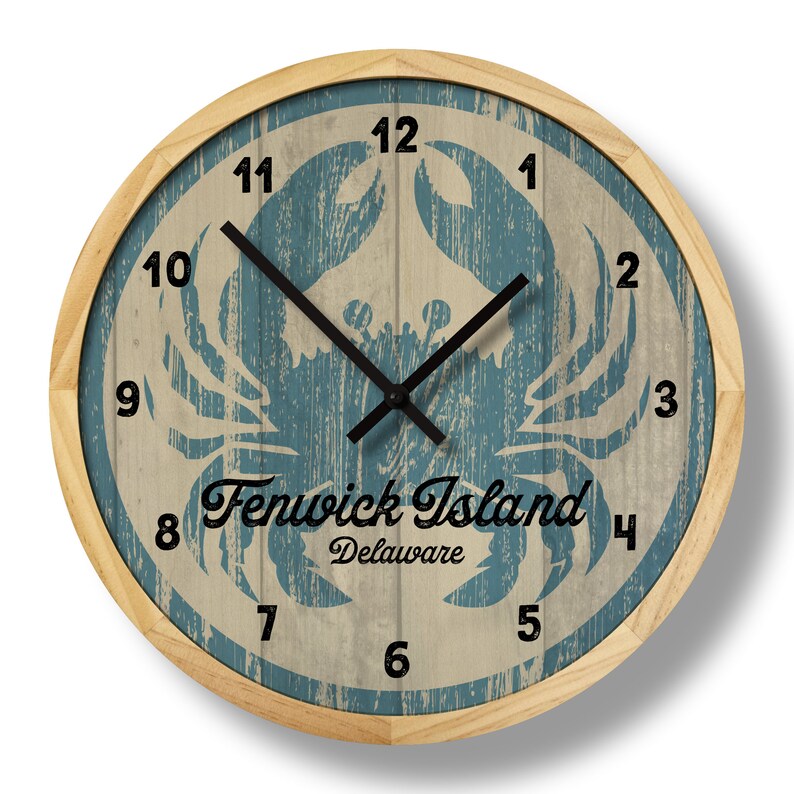 Personalized Crab Wood Wall Clock - 12" Diameter - Etsy