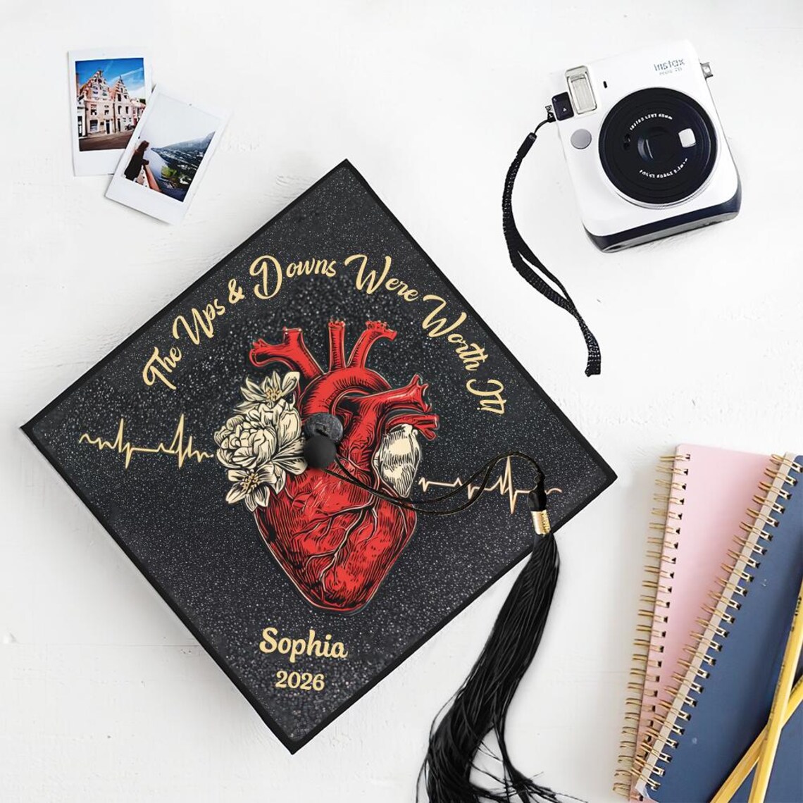 Anatomical Heart Nursing Graduation Cap Topper, Custom ICU Nurse Grad ...