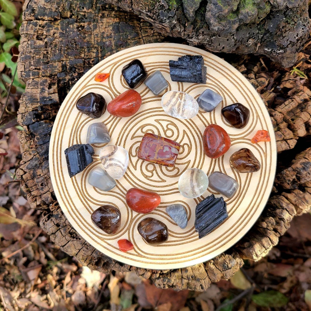 Hecate Crystal Grid Kit, Tumbled Stones for Goddess Altar, Full Crystal ... Hecate Crystal Grid Kit, Tumbled Stones for Goddess Altar, Full Crystal ...