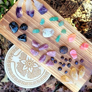 Persephone Crystal Grid Kit, Tumbled Stones for Goddess Altar, Full ...