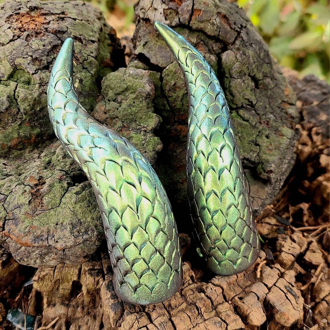 Beetle Green Dragonscale Costume Horns, Dragon Cosplay Horns, Fantasy ...