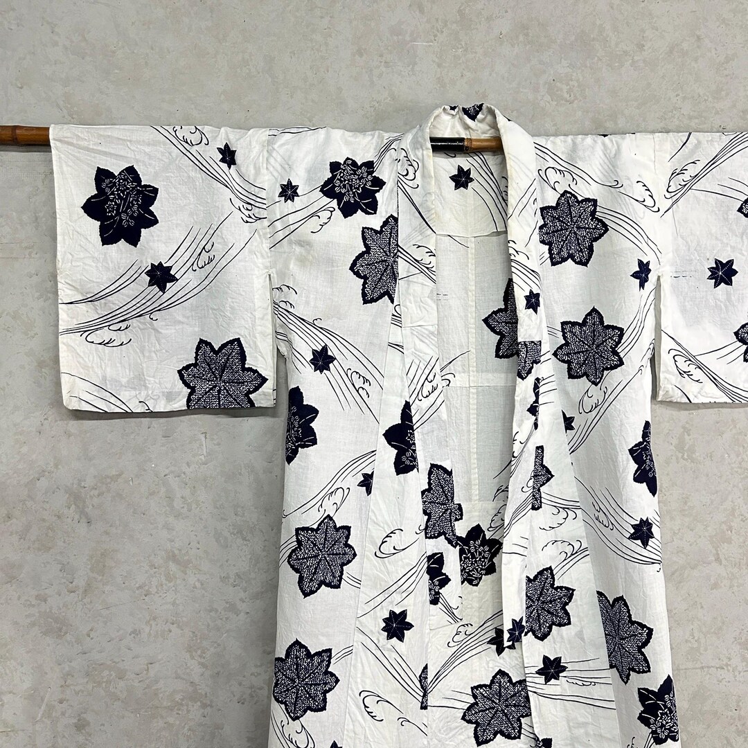 Vintage Ladie's Yukata Maple Design/kimono/cotton Robe/vintage Japanese ...