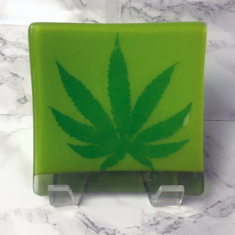 Pot Leaf Fused Glass Catch All Dish, Coins and Keys Dish - Etsy