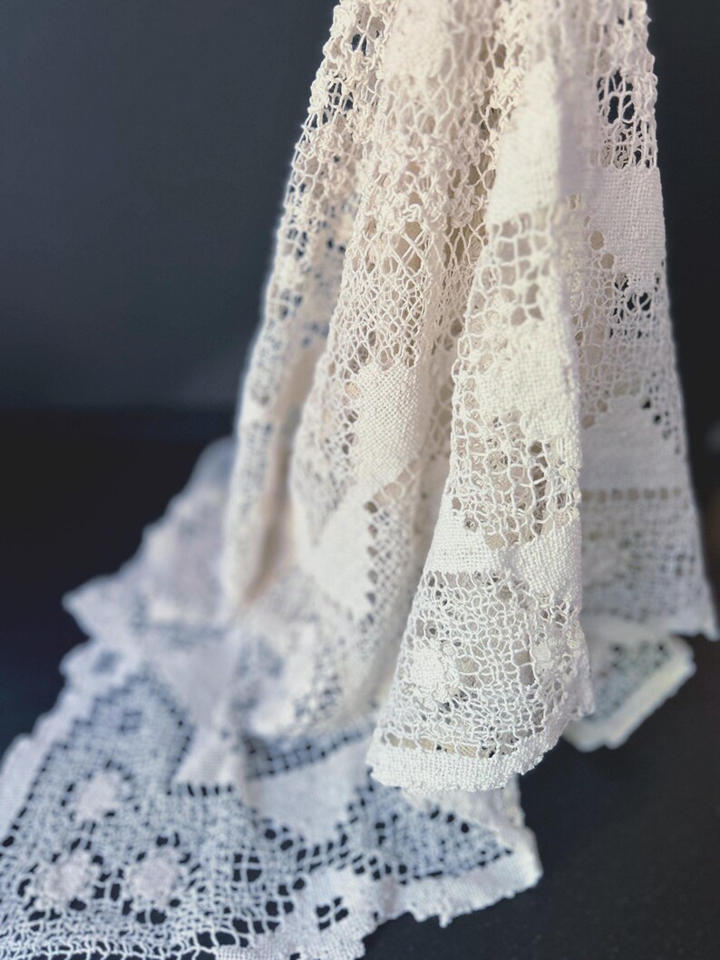 Vintage Crochet Tablecloth - Etsy