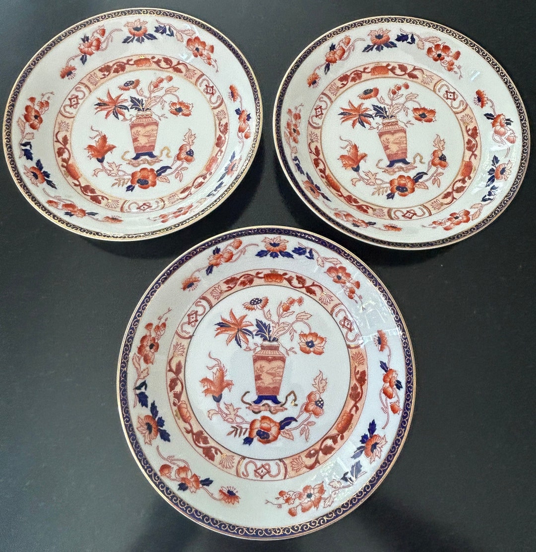 Set of Three Imari Style Shallow Bowls. Ironstone Ware, Hand Painted ...