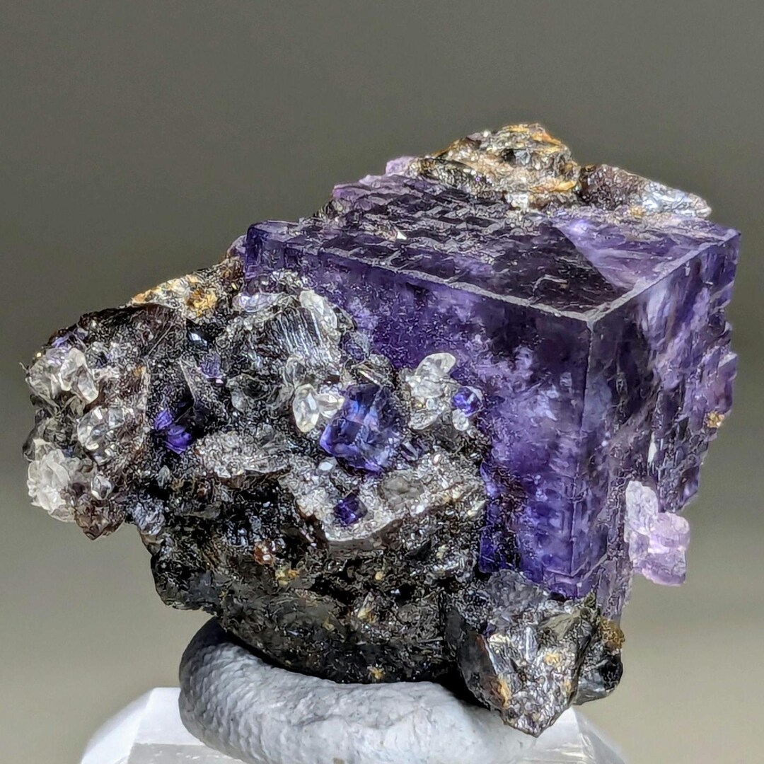 Nice Purple Fluorite on Sphalerite, Purple Fluorite Crystal, Fluorite ...