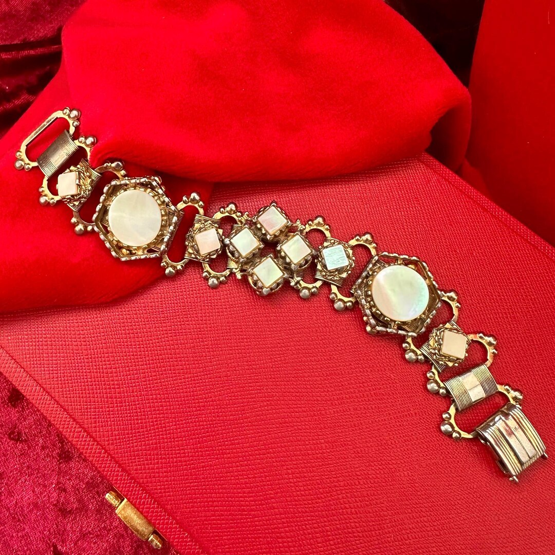 Vintage Mother of Pearl Link Panel Statement Bracelet Women Gold Tone ...
