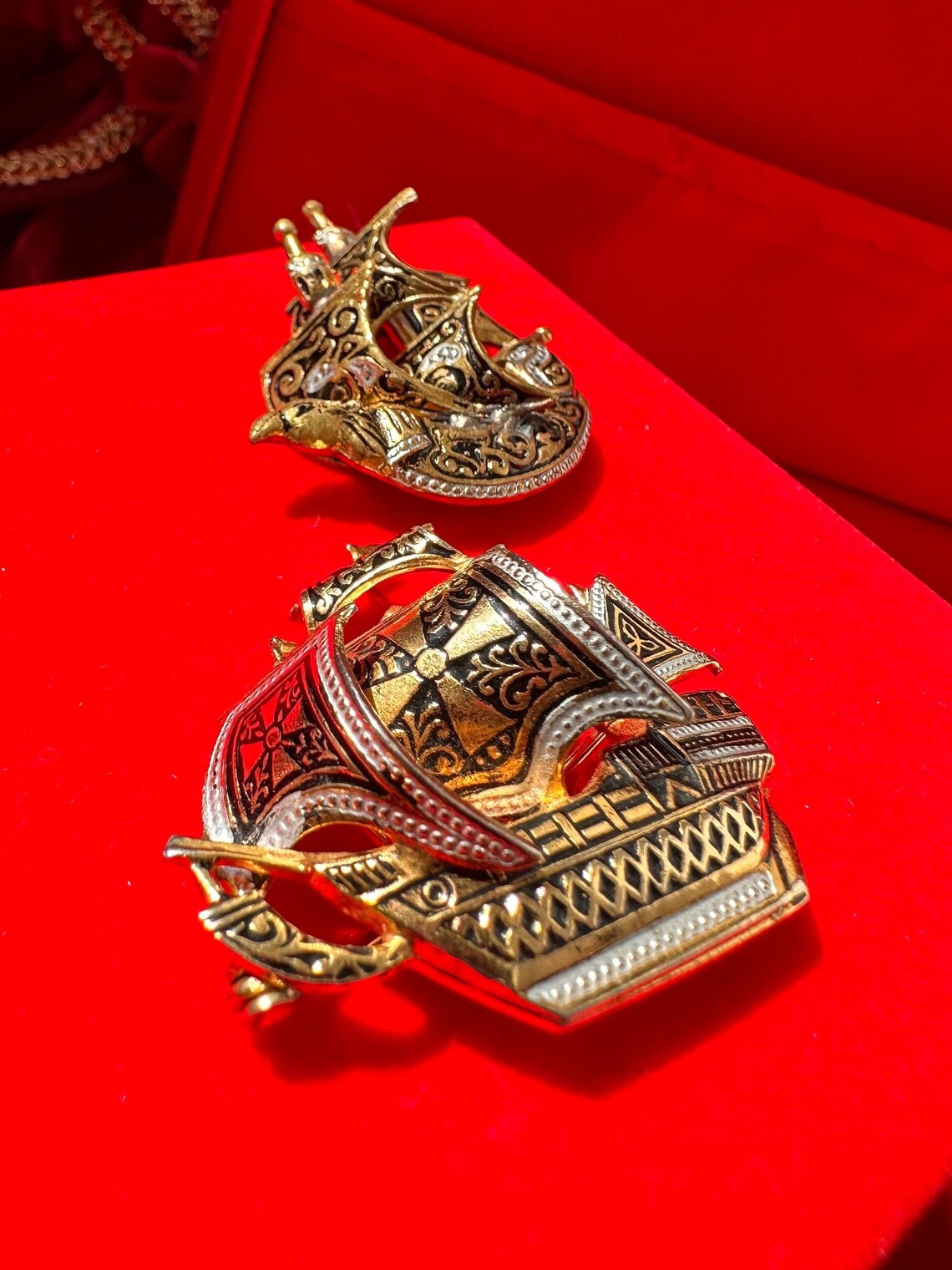 Vintage Damascene Toledo Galleon Ship Brooch, Spanish Damascene ...