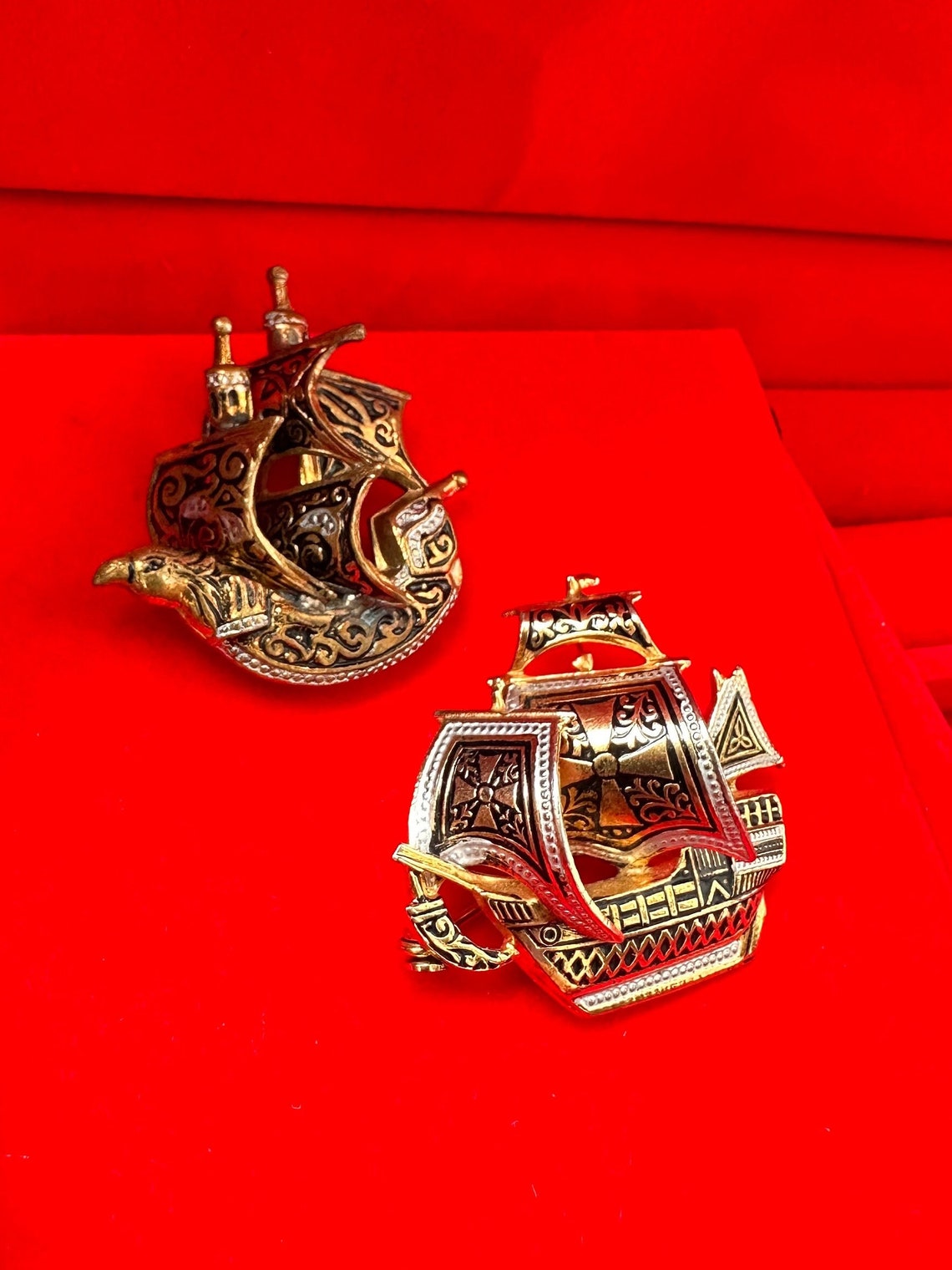 Vintage Damascene Toledo Galleon Ship Brooch, Spanish Damascene ...