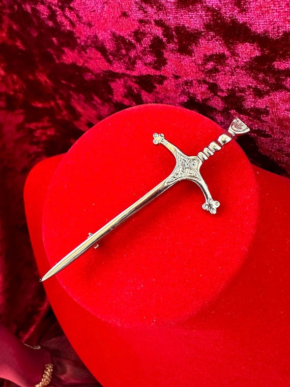 vintage Scottish sword dagger kilt pin, collectible s… - Gem
