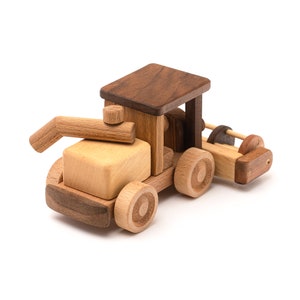 Wooden Toy - Combine Harvester / PERSONALIZED - Etsy