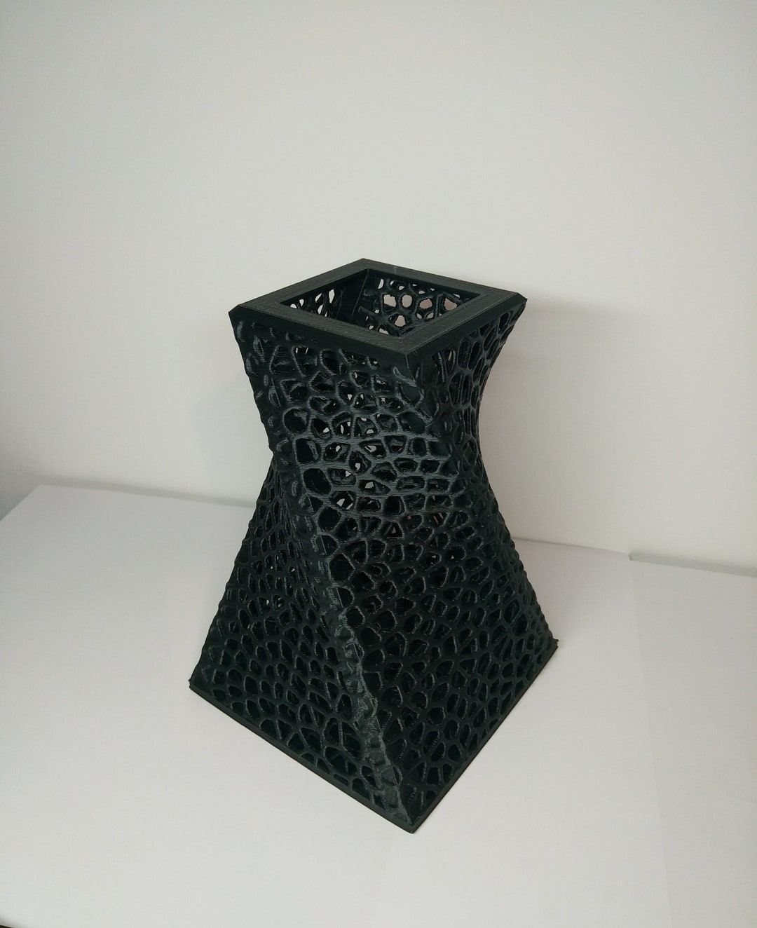 Voronoi 3D Printed Jar Modern Decorative Centerpiece for Home ...