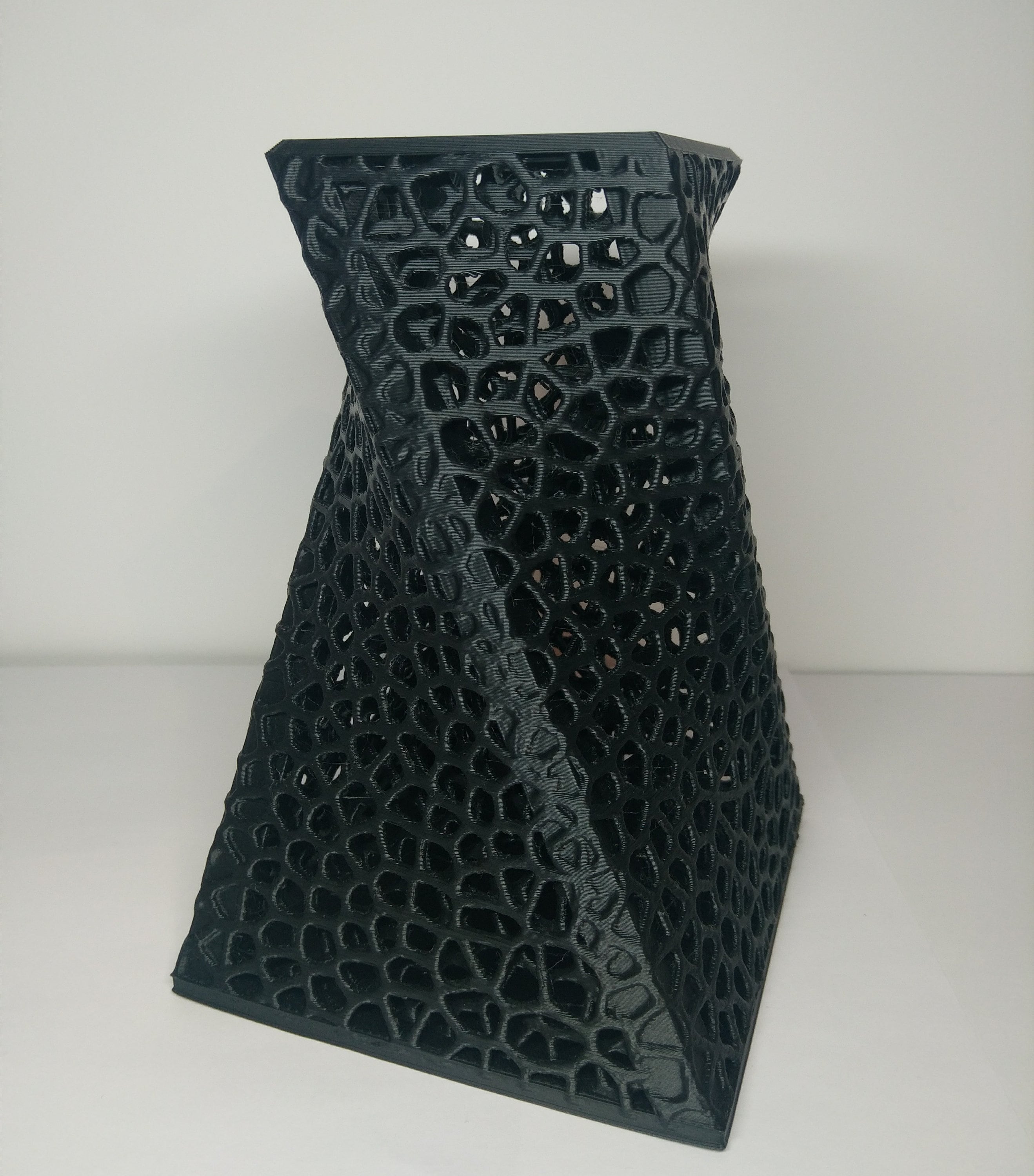 Voronoi 3D Printed Jar Modern Decorative Centerpiece for Home ...