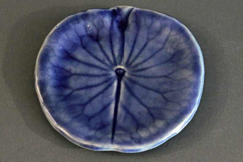 Ceramic Water Lily Plate - Etsy
