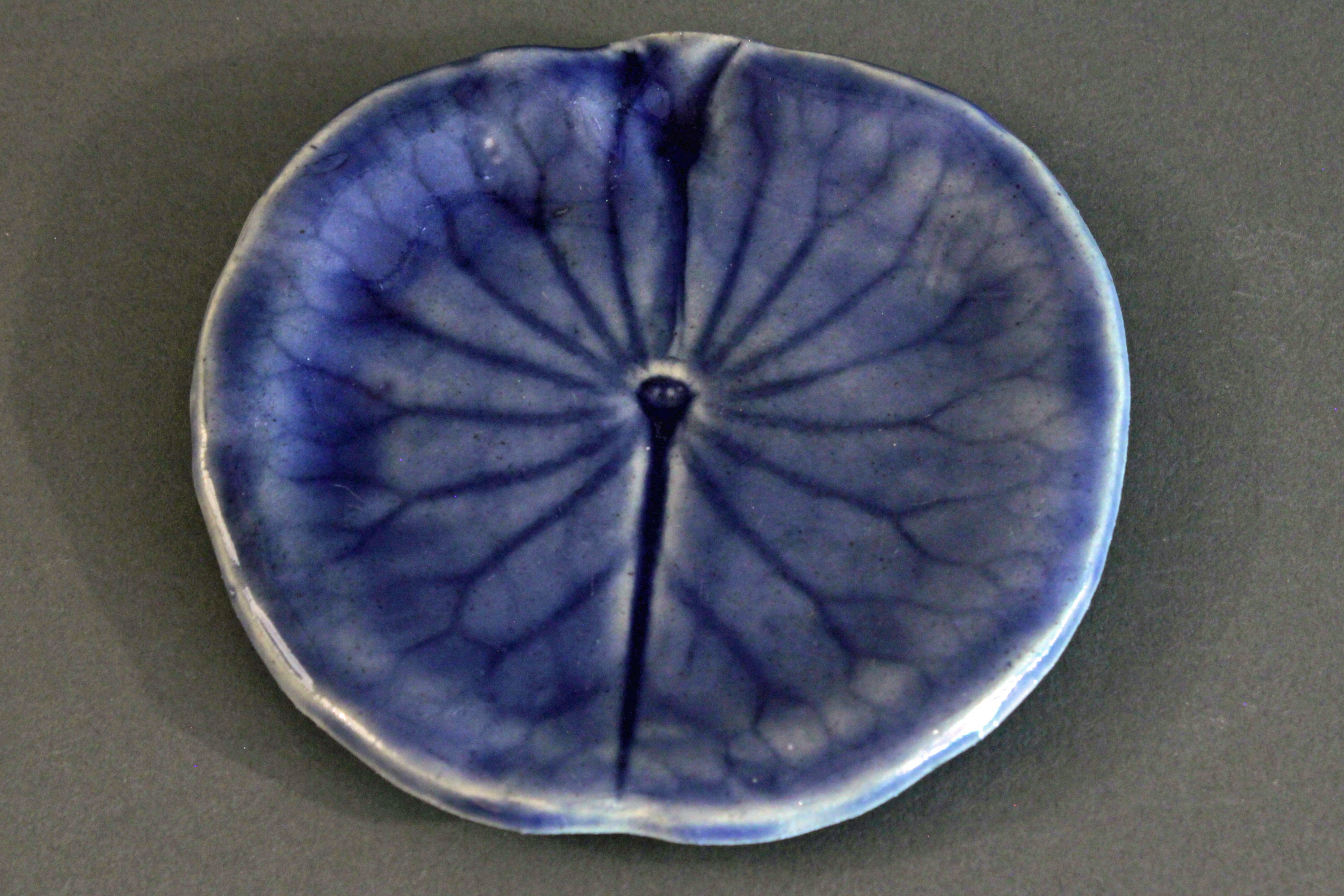 Ceramic Water Lily Plate - Etsy