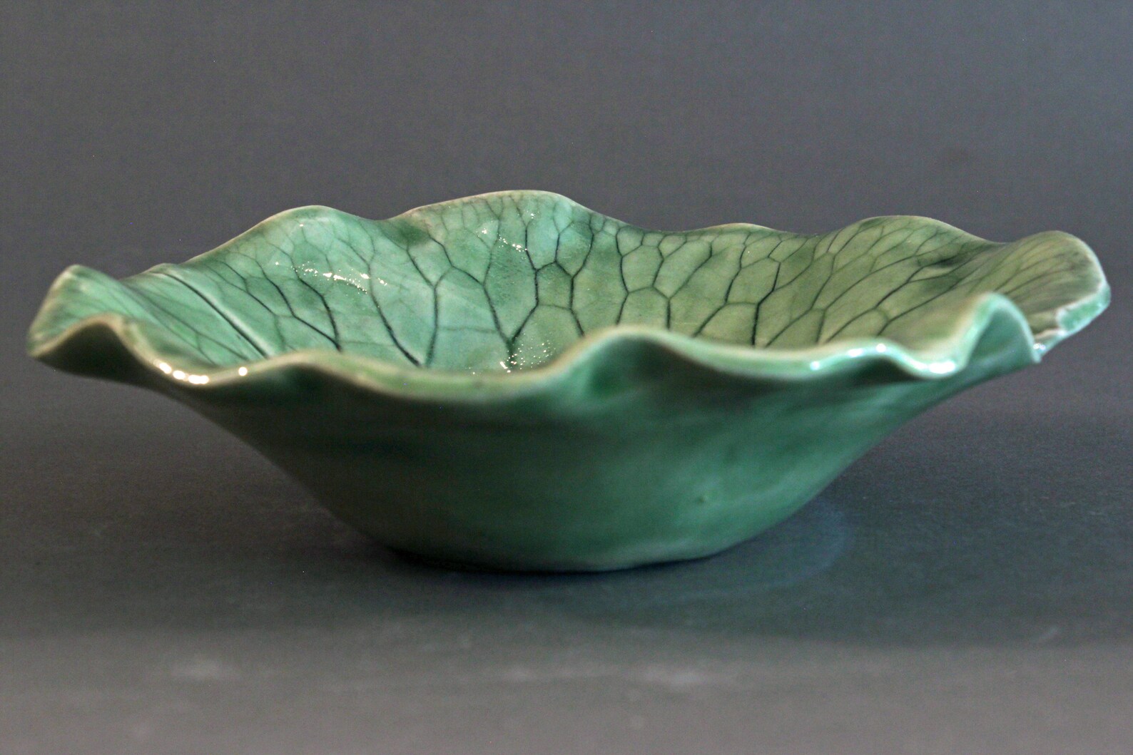 Lily Bowl-ceramic Leaf Dish - Etsy