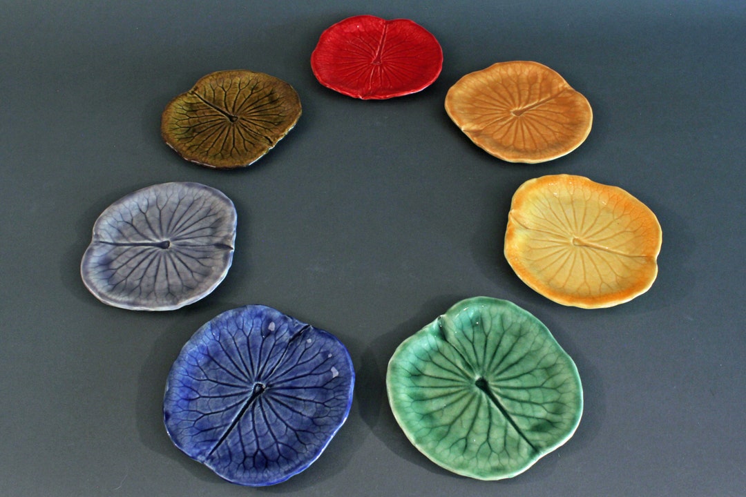 Ceramic- Water Lily Plate - Etsy