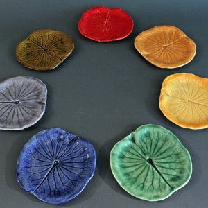 Ceramic- Water Lily Plate - Etsy