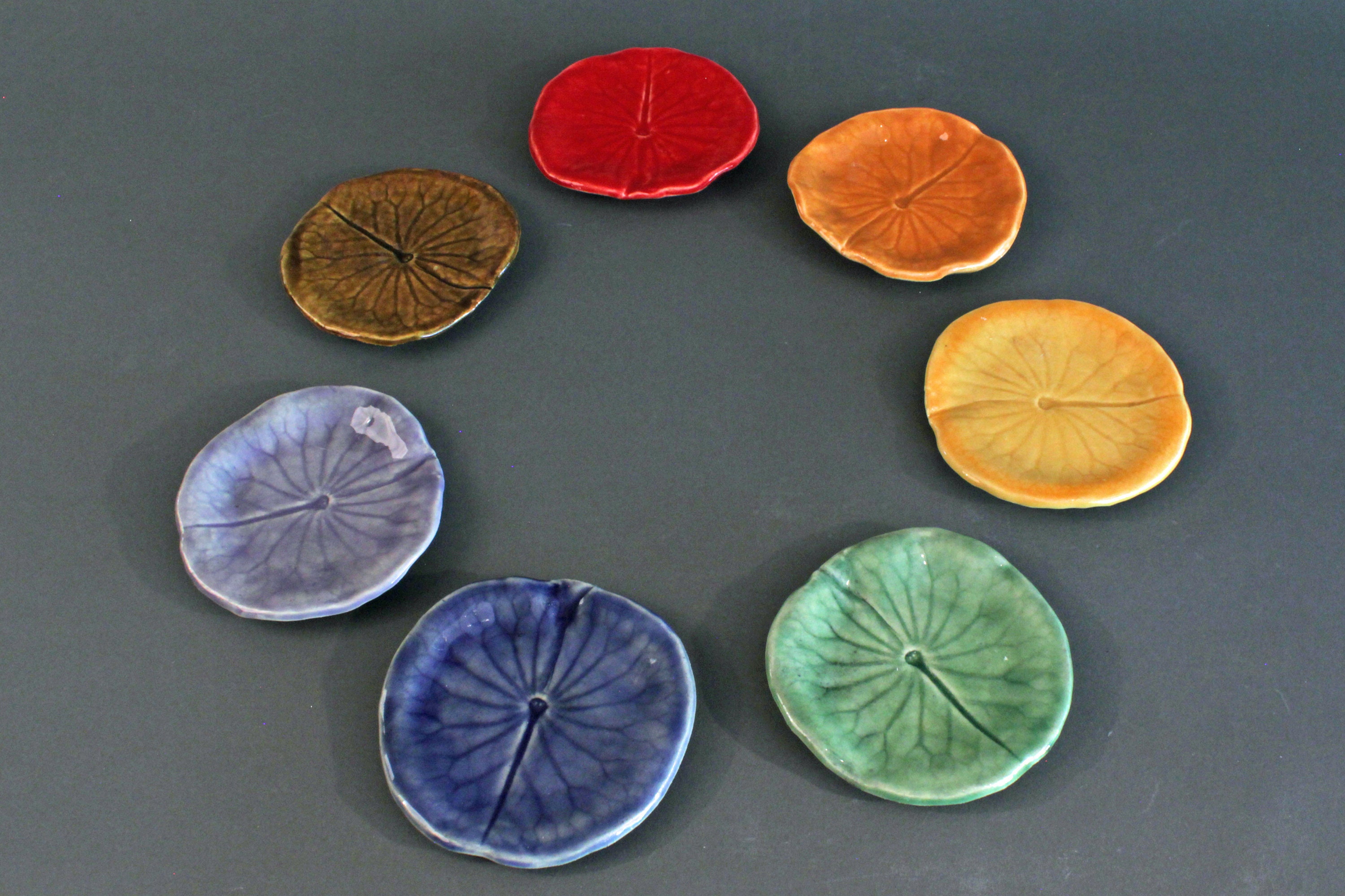 Ceramic Water Lily Plate - Etsy