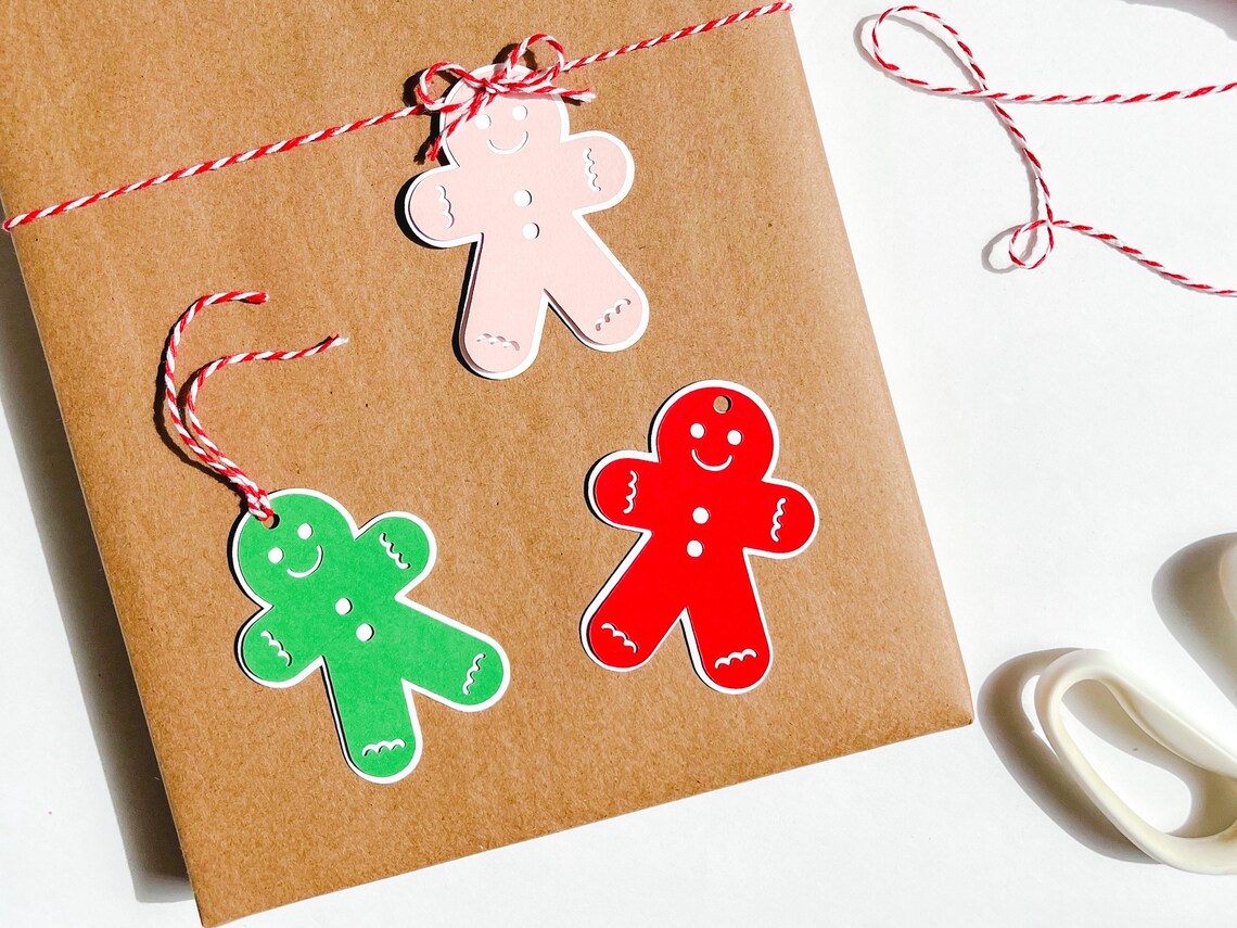 Gingerbread Man Gift Tags, Holiday Baked Goods Labels, Set of 12 in Red ...