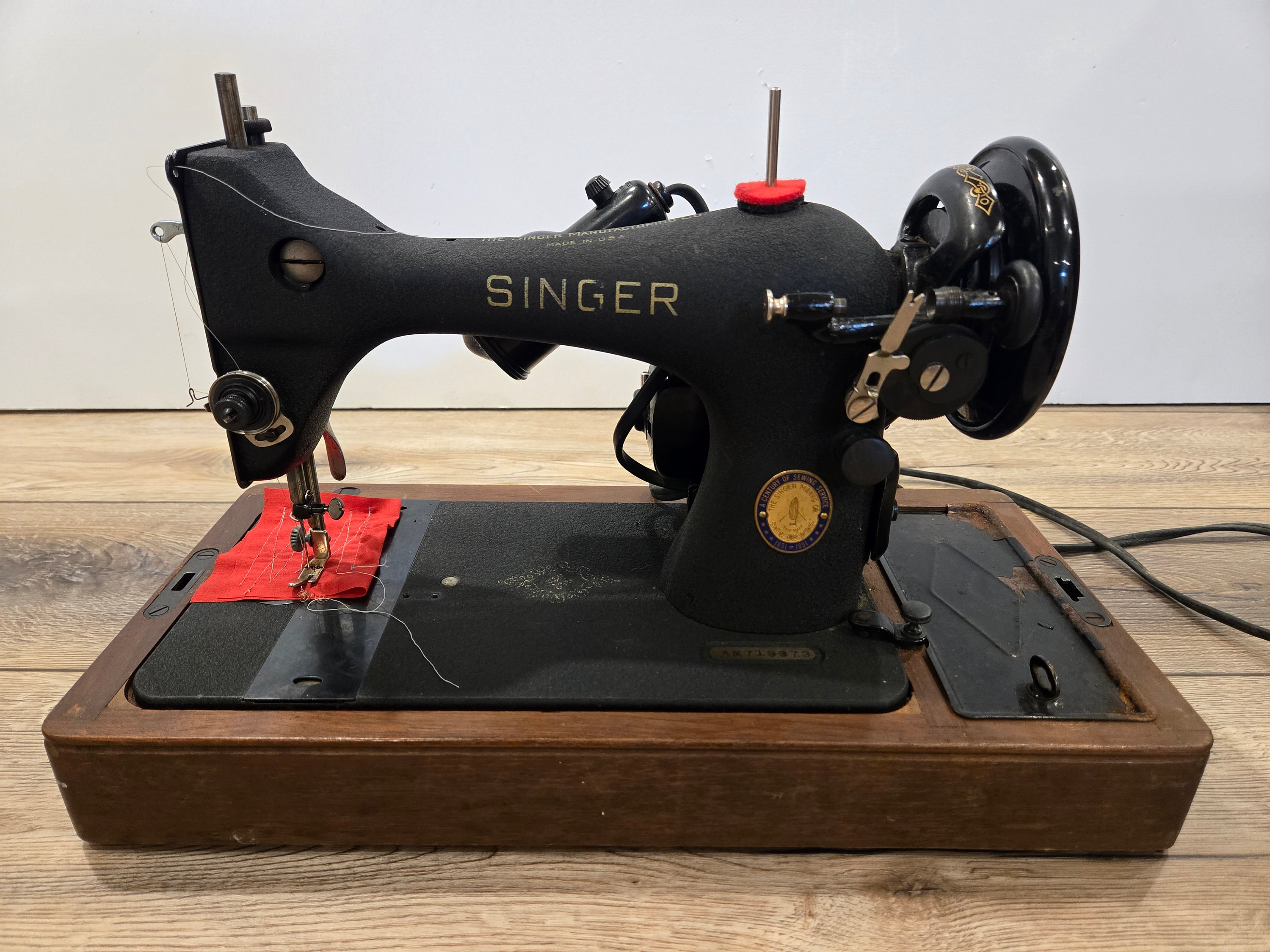 1947 Singer Sewing Machine - Etsy