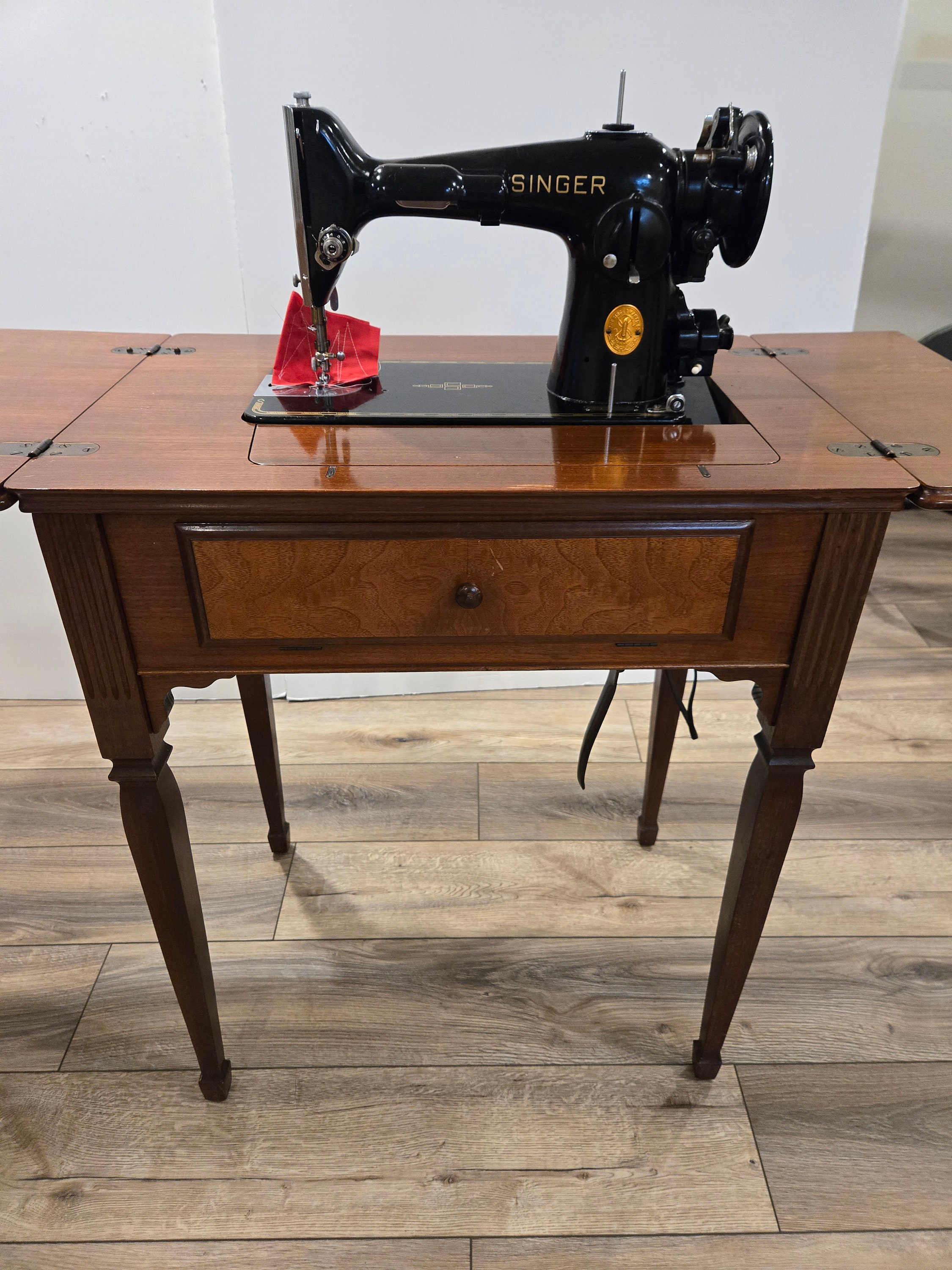 1948 Singer Sewing Machine - Etsy