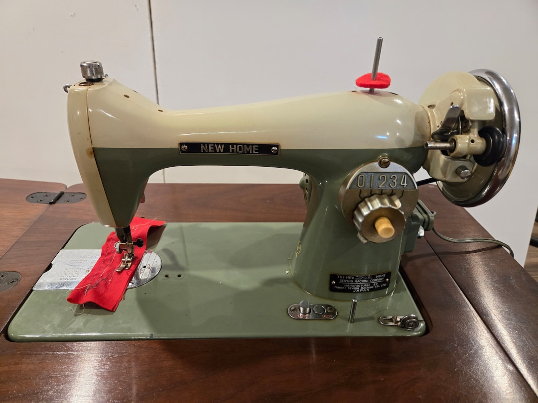 New Home/ Janome Model #170 Sewing Machine - Etsy
