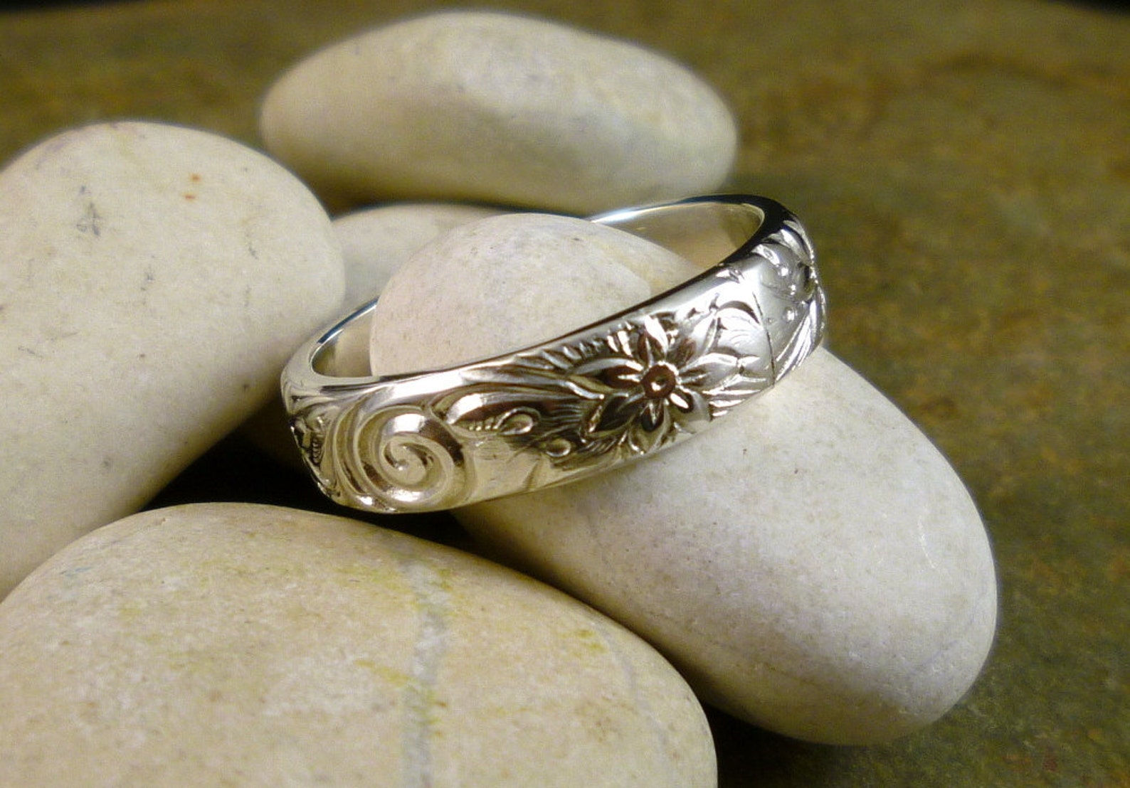 Artisan Sterling Silver Embossed Ring Vintage Pattern - Etsy