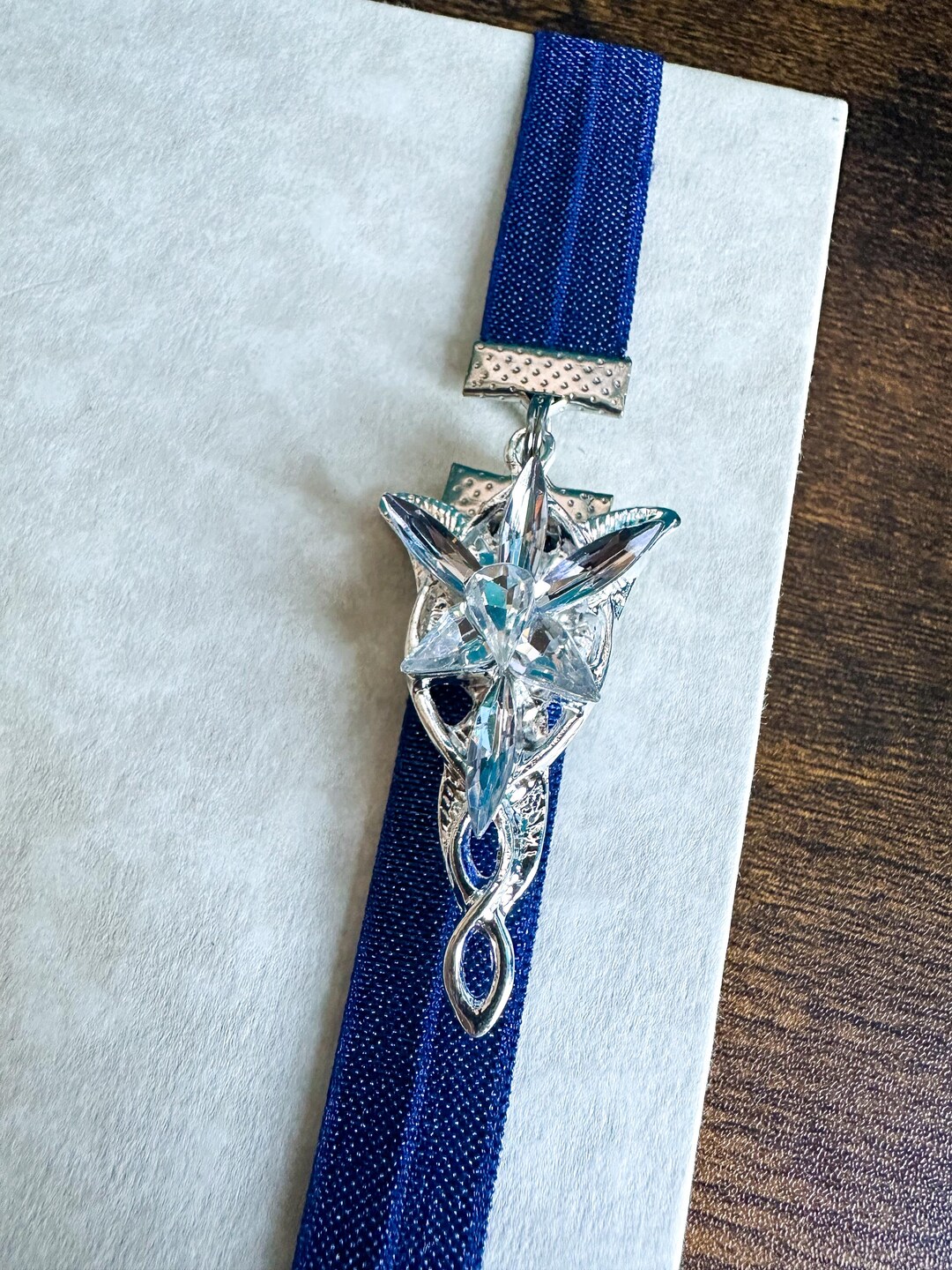 Lord of the Rings; the Hobbit Elastic Bookmark the Evenstar Pendant of ...