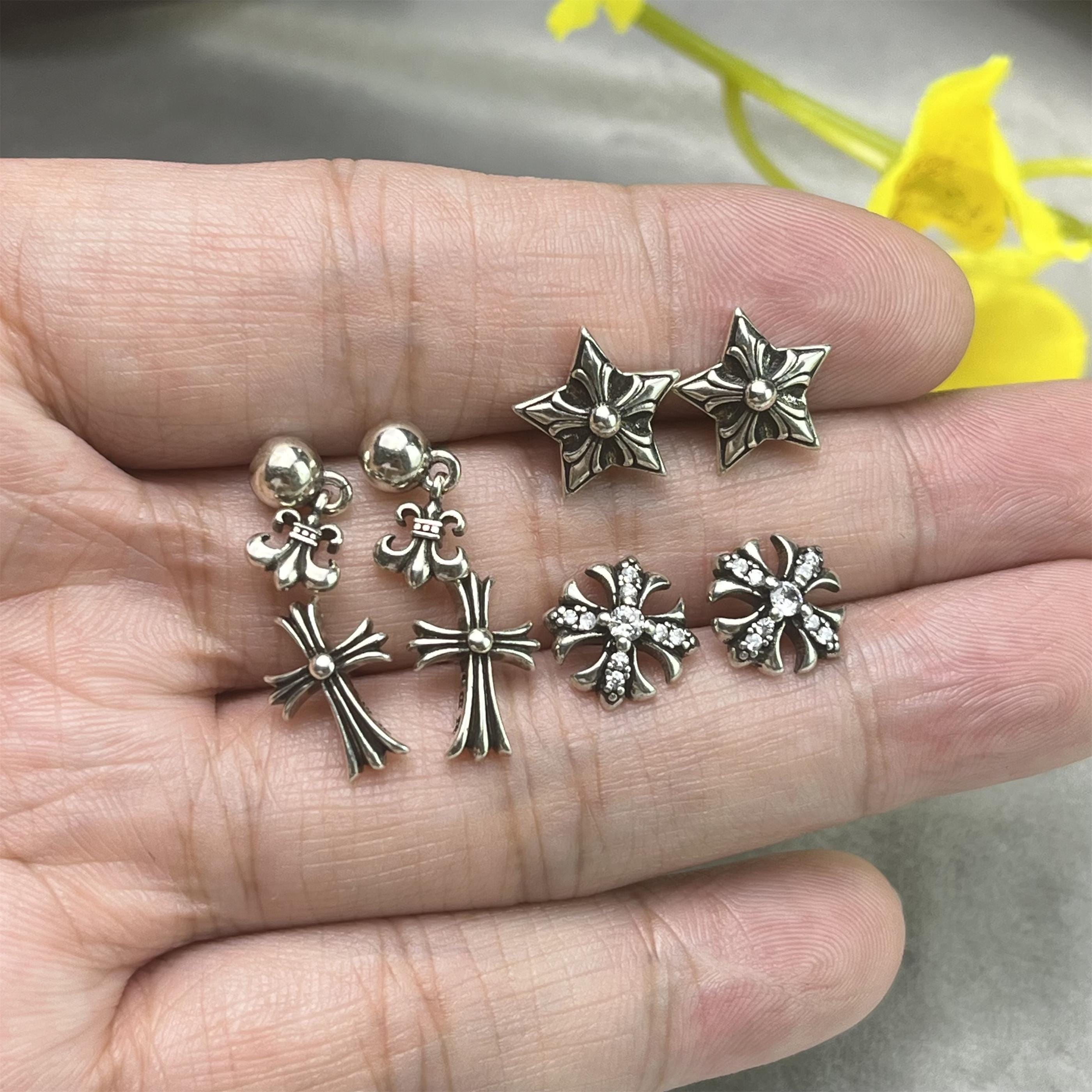 Chrome Hearts Silver flimpsy Bullet Earring