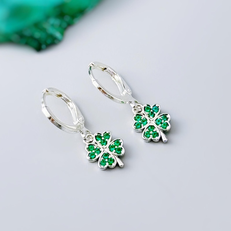 Clover Earrings - Etsy