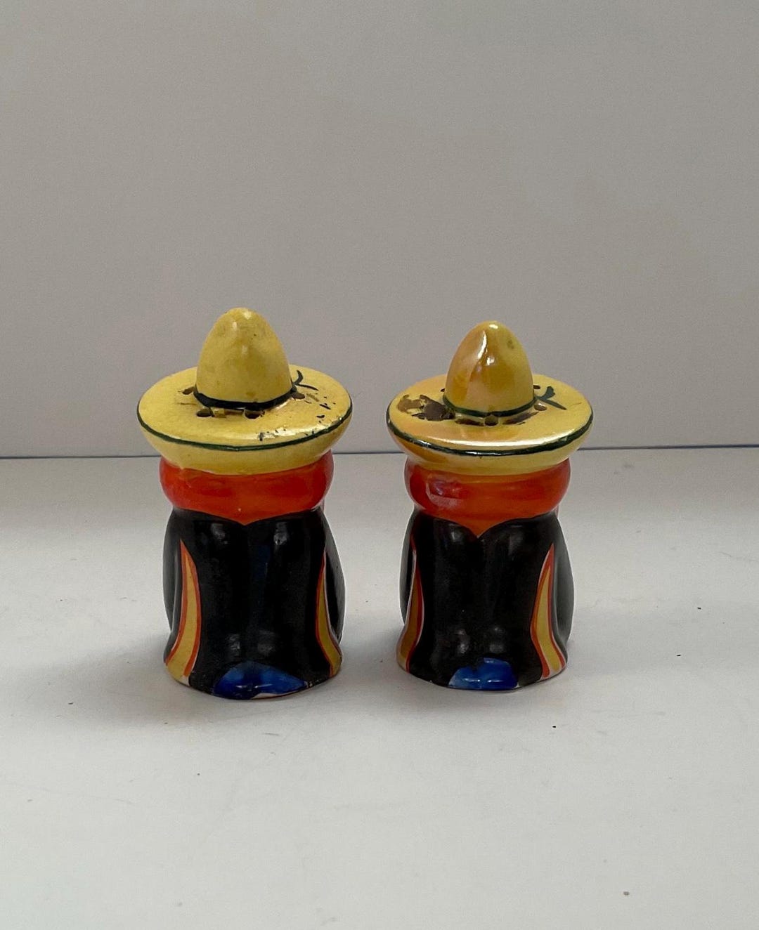 Vintage Sombrero Salt and Pepper Shakers, Mexico Colors, Mexican Theme ...