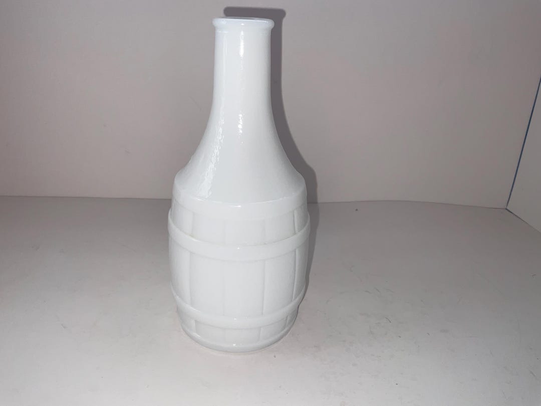 Vintage Wheaton MILK GLASS Vase, No Chips (see Pics). - Etsy