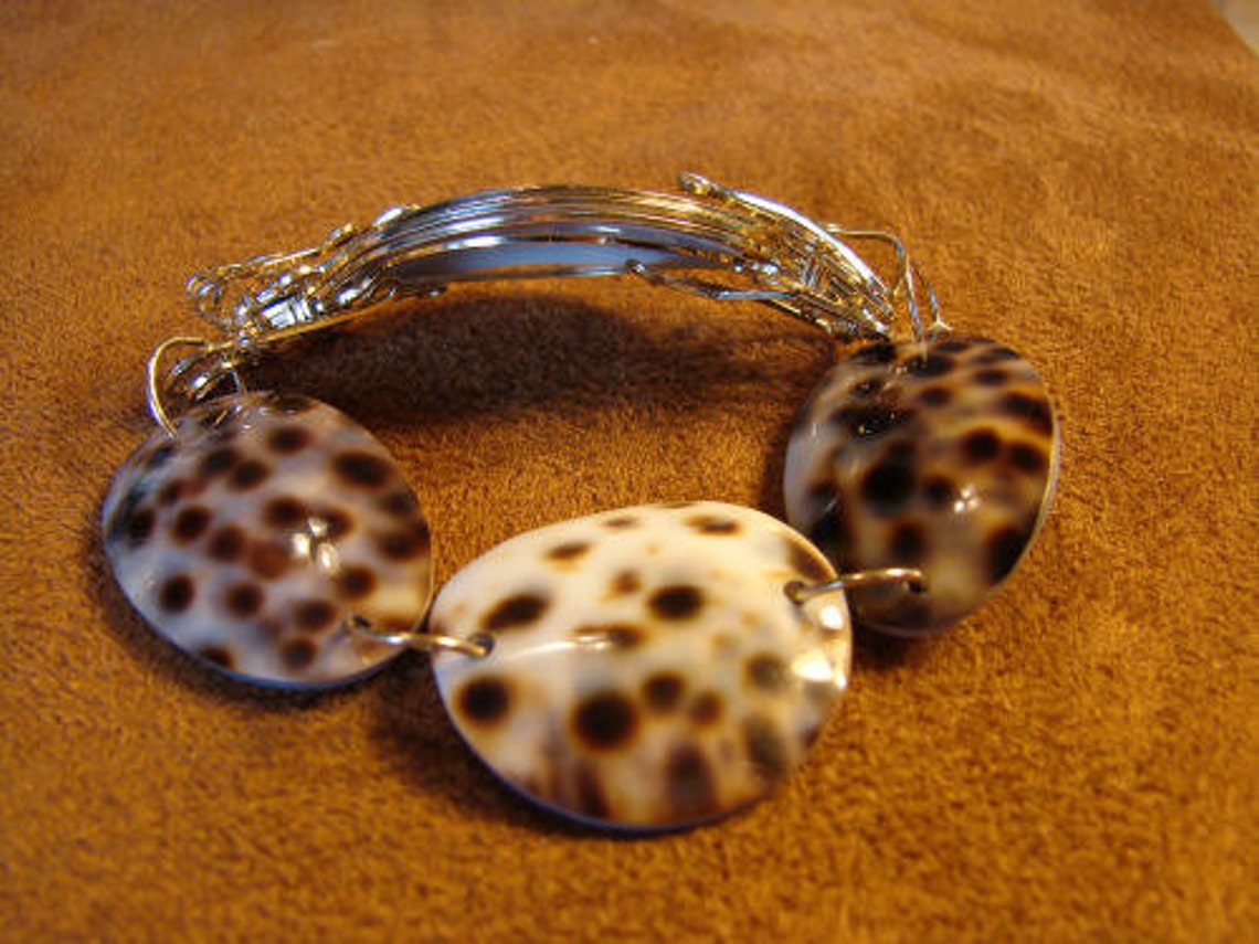 Leopard Print Shell 14K Gold Filled Bracelet - Etsy