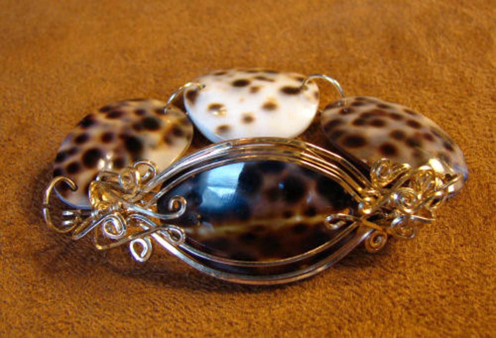 Leopard Print Shell 14K Gold Filled Bracelet - Etsy