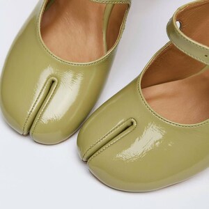 Green Leather Tabi Heels | Handmade Split Toe Shoes - Etsy