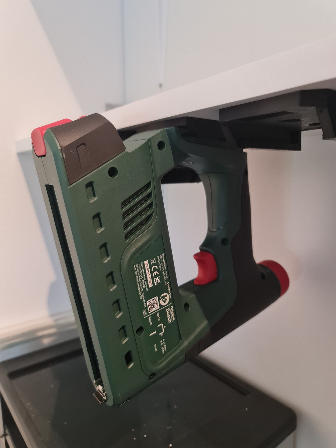 BOSCH PBA 18V Battery Tool Holders - Durable, Wall-mountable Storage ...