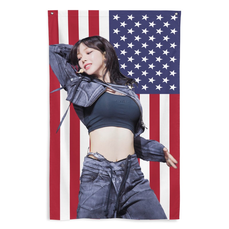 Kim Chaewon Flag - Etsy
