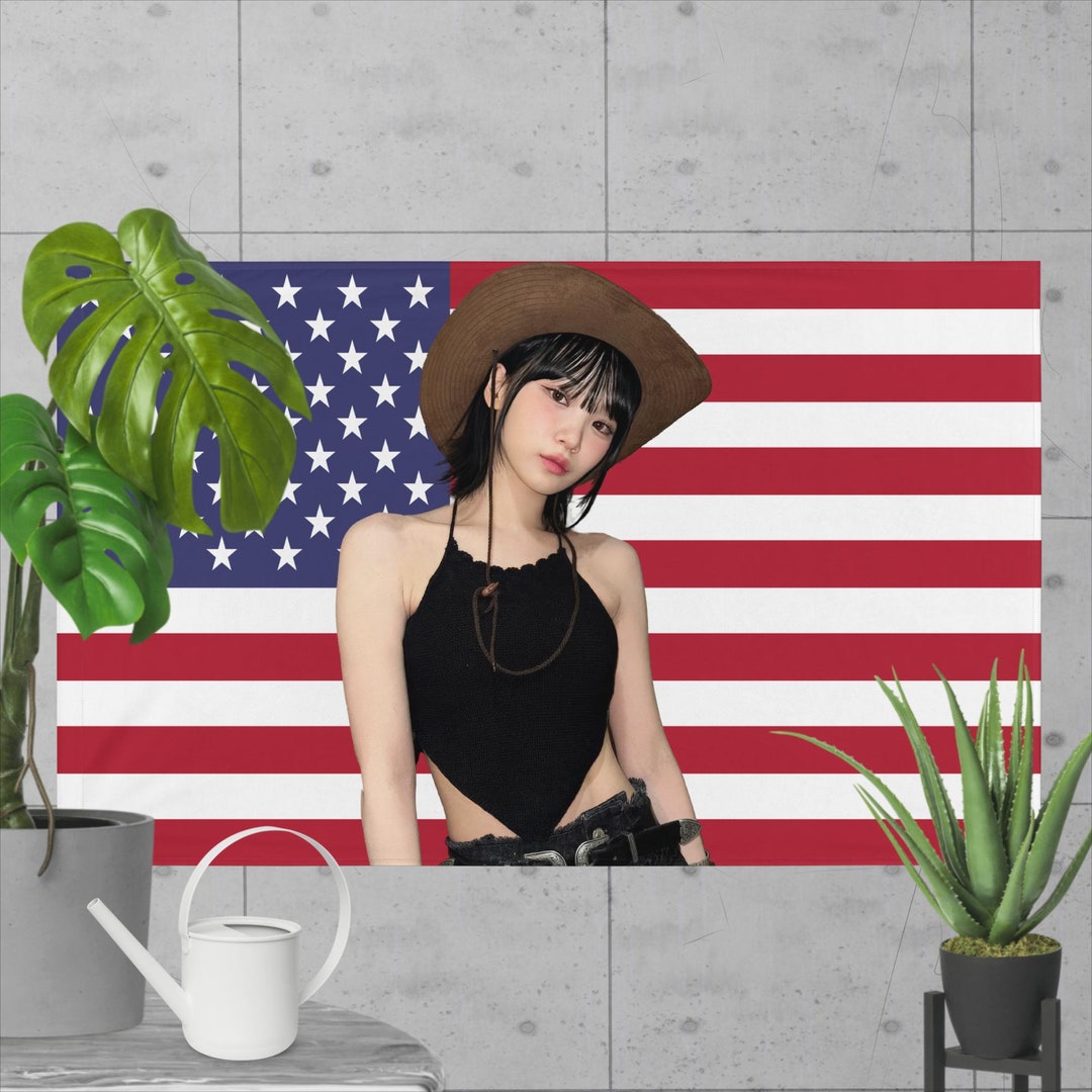 LE SSERAFIM Kim Chaewon USA Kpop American Flag Patriotic Tiktok Meme Trendy Room Tapestry ...