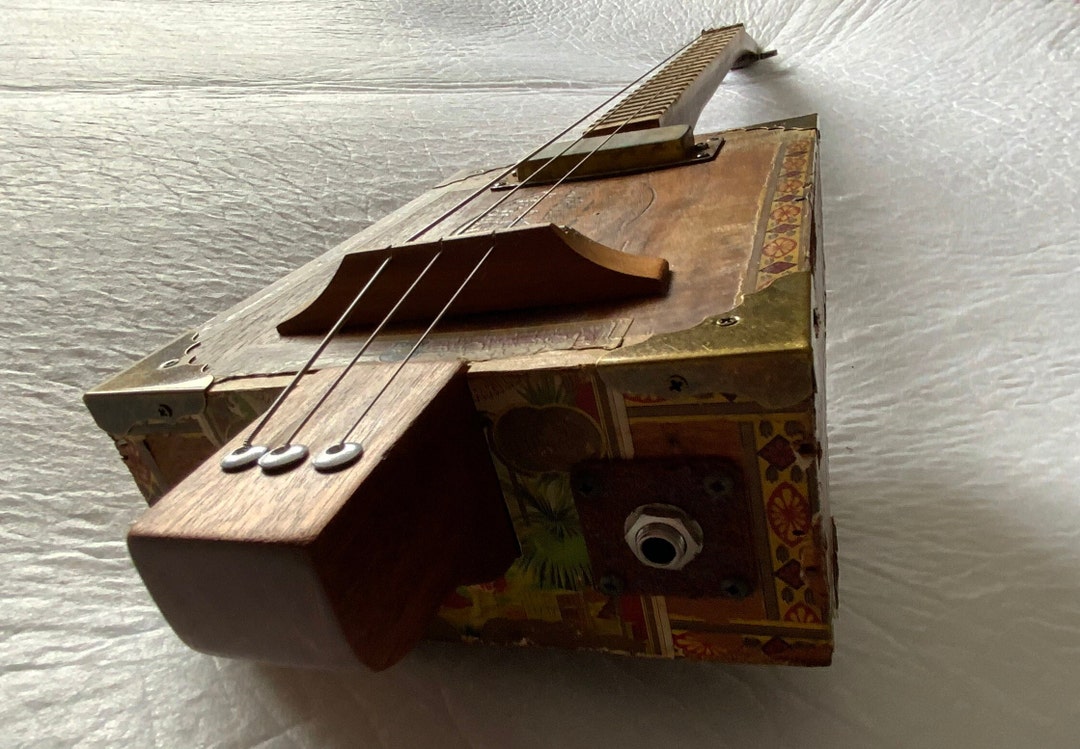Cigar Box Guitar - Etsy UK