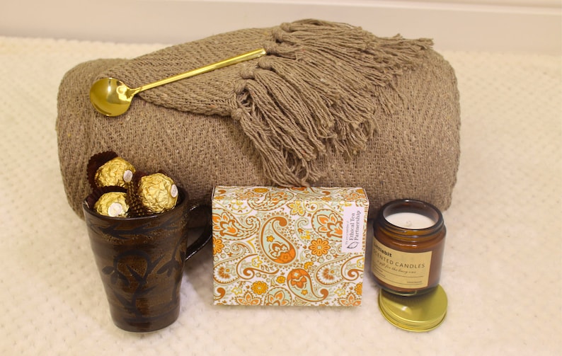 Luxury Gift Basket With Cotton Blanket, Self-care Gift for Women ...