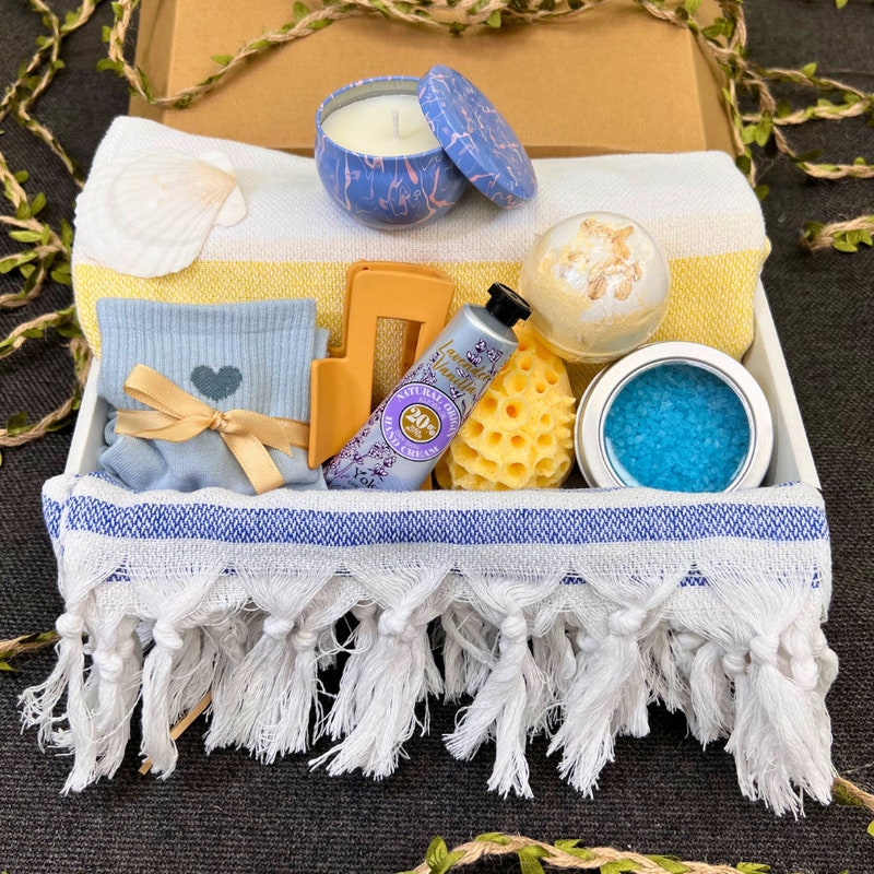 Relax Gift Box - 60+ Gift Ideas for 2024