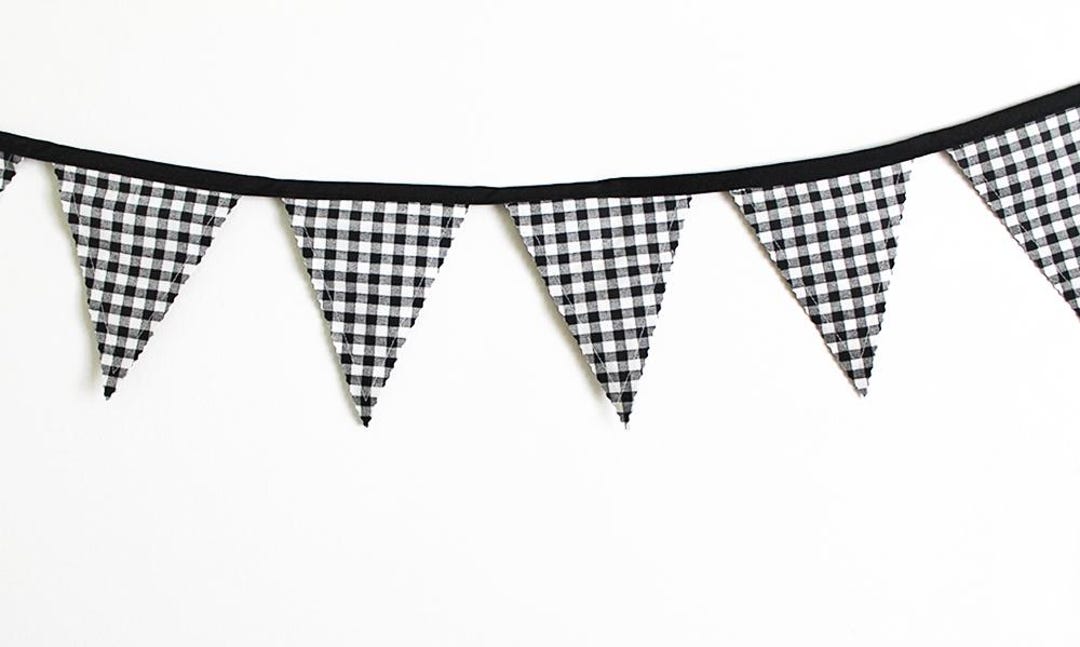 Party Bunting. Checkered Flag Decoration. Fabric Banner. Photo Prop ...