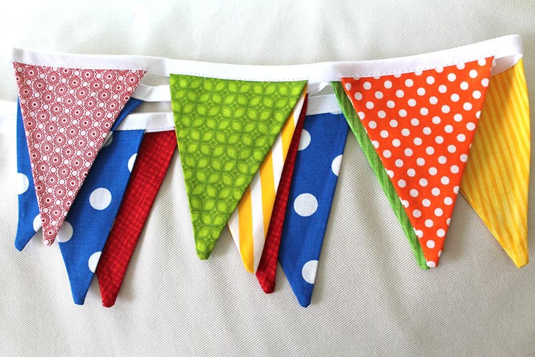 Party Bunting. Circus Decoration. Fabric Banner. Photo Prop. Pennant ...
