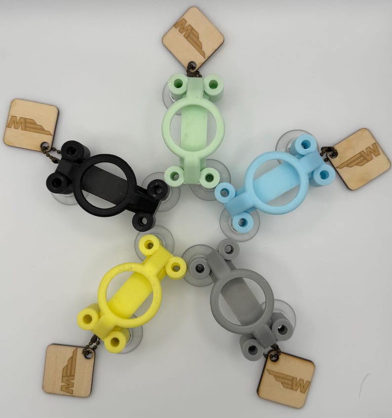 Garmin GLO 2 GPS Mount With Suction Cups & AirTag Holder - Etsy