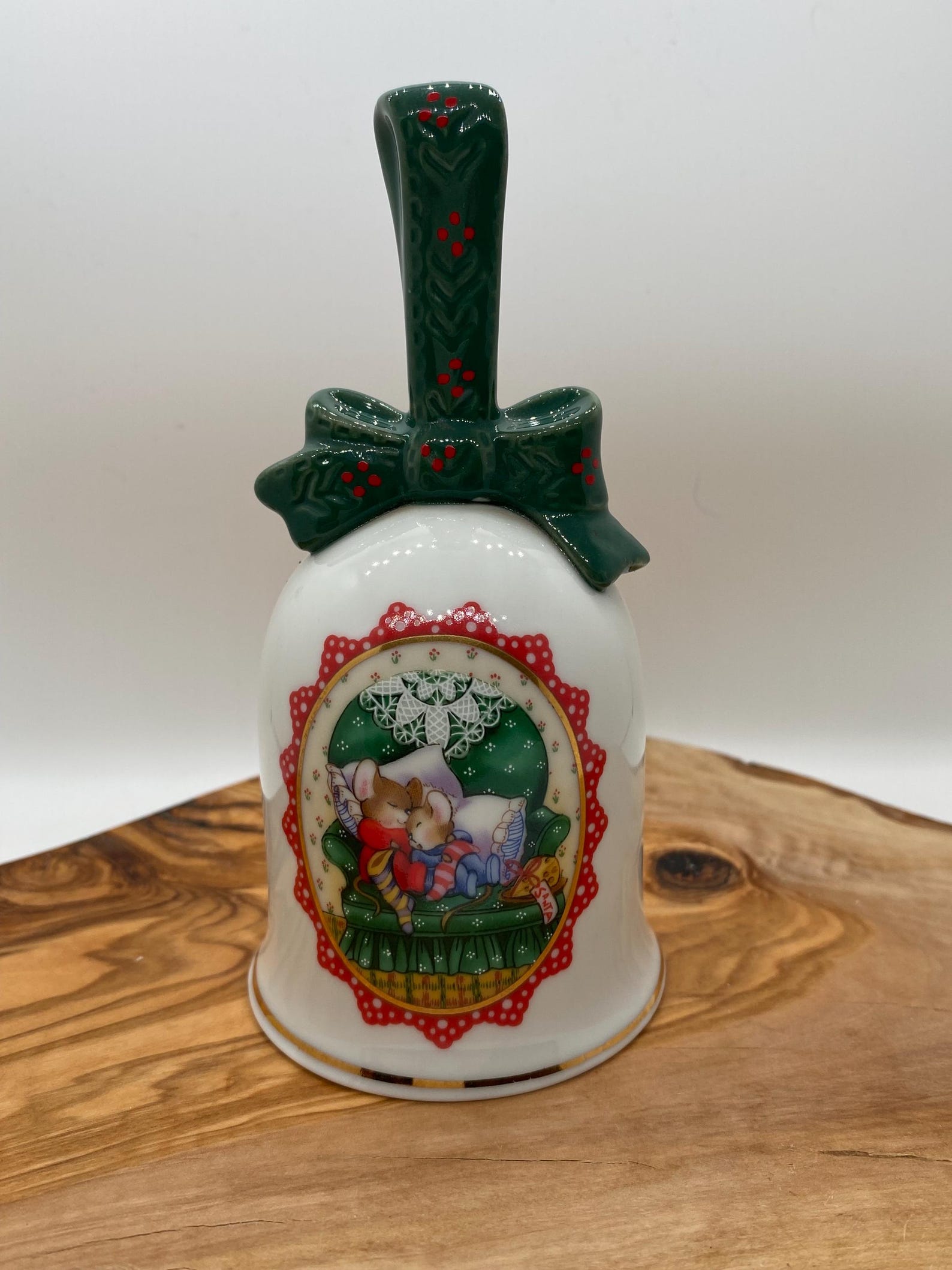 Vintage Avon Christmas 1990 Bell ~ Annual Christmas Bell ~ Collectible ...
