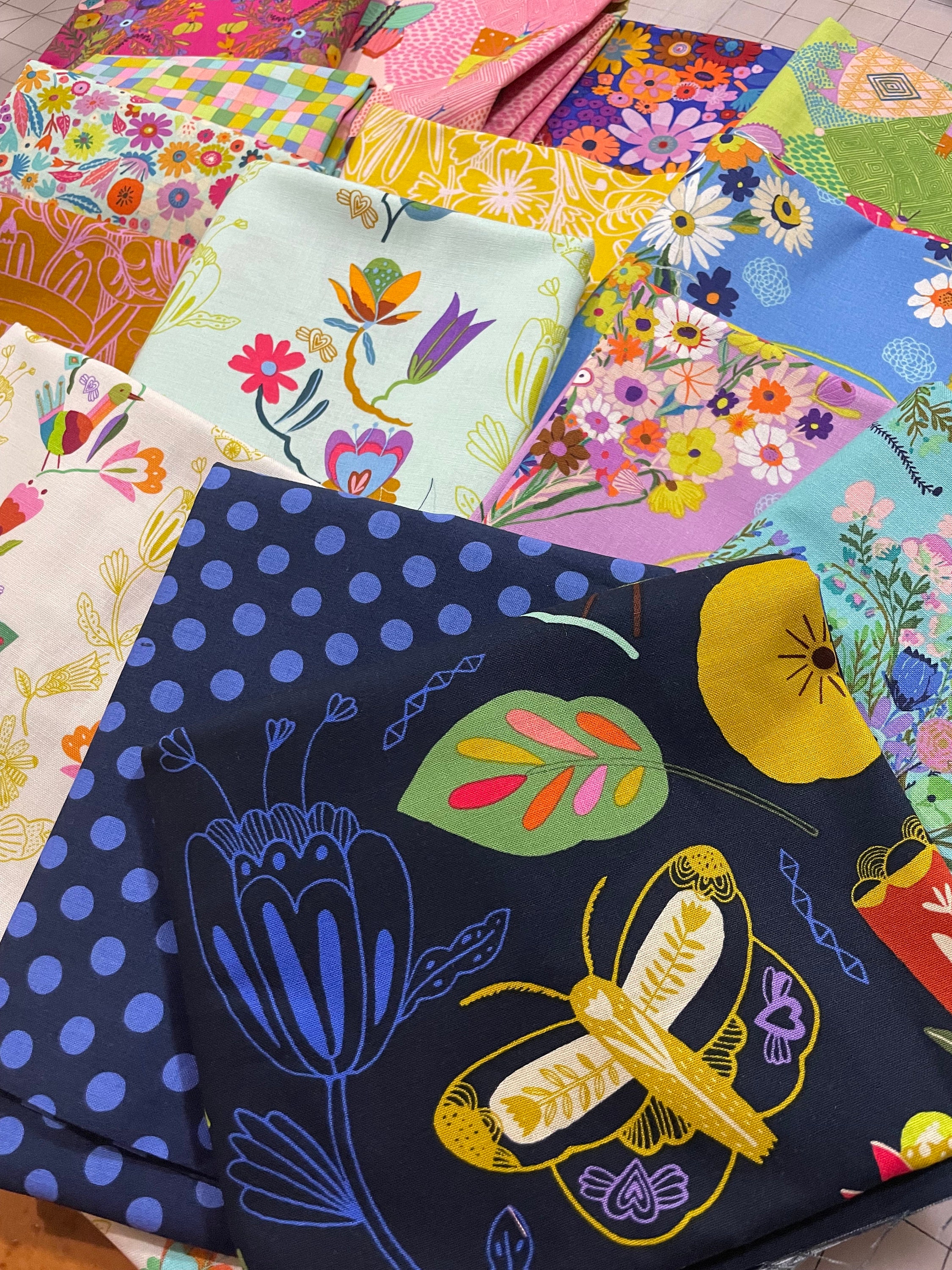 Harmony Quilt Kit - Carol Gavin Conservatory Craft - Advanced Beginner ...